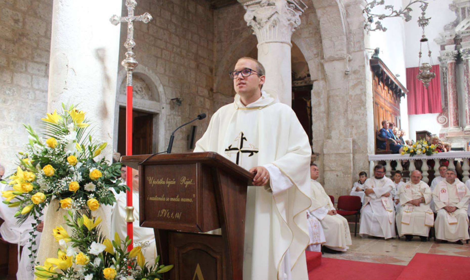 Fr. Marko Dokoza – 'S Bogom svojim preskačem zidine' | HKM