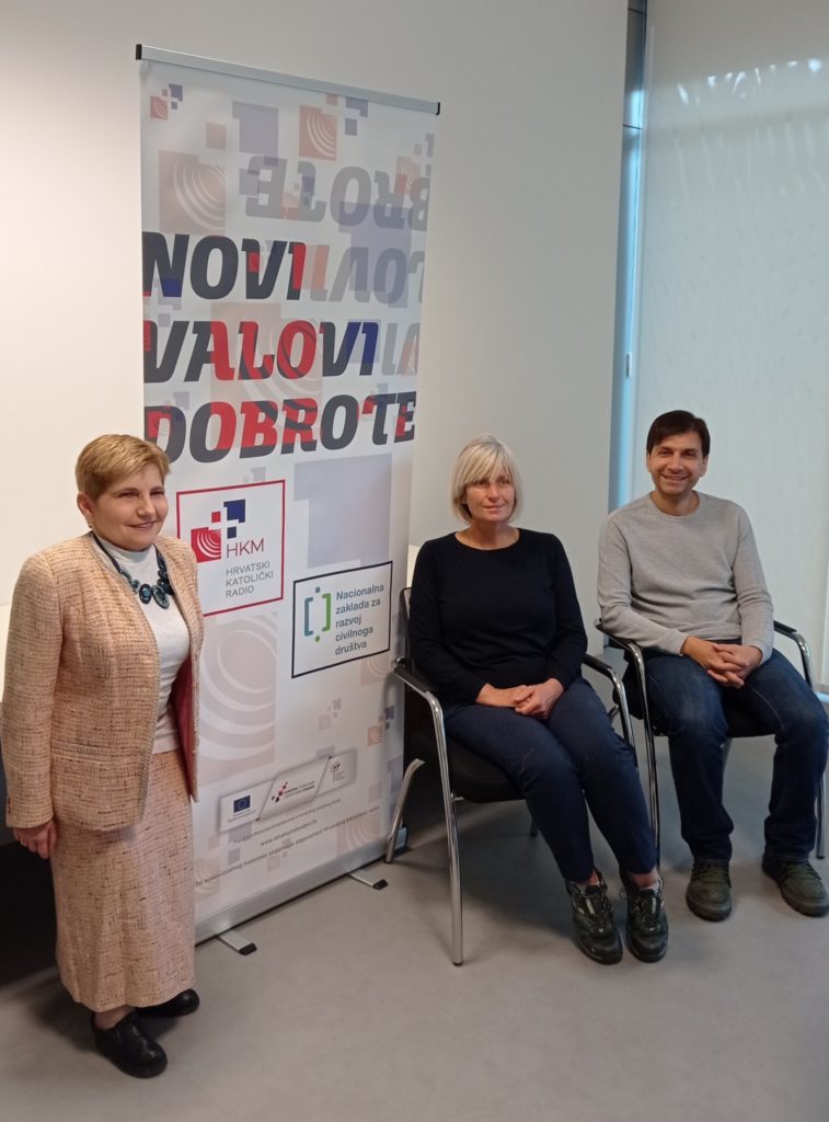 Kako psi postaju pomagači osoba s invaliditetom? | HKM