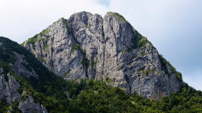 Klek - kolijevka planinarstva i alpinizma u Hrvatskoj | HKM