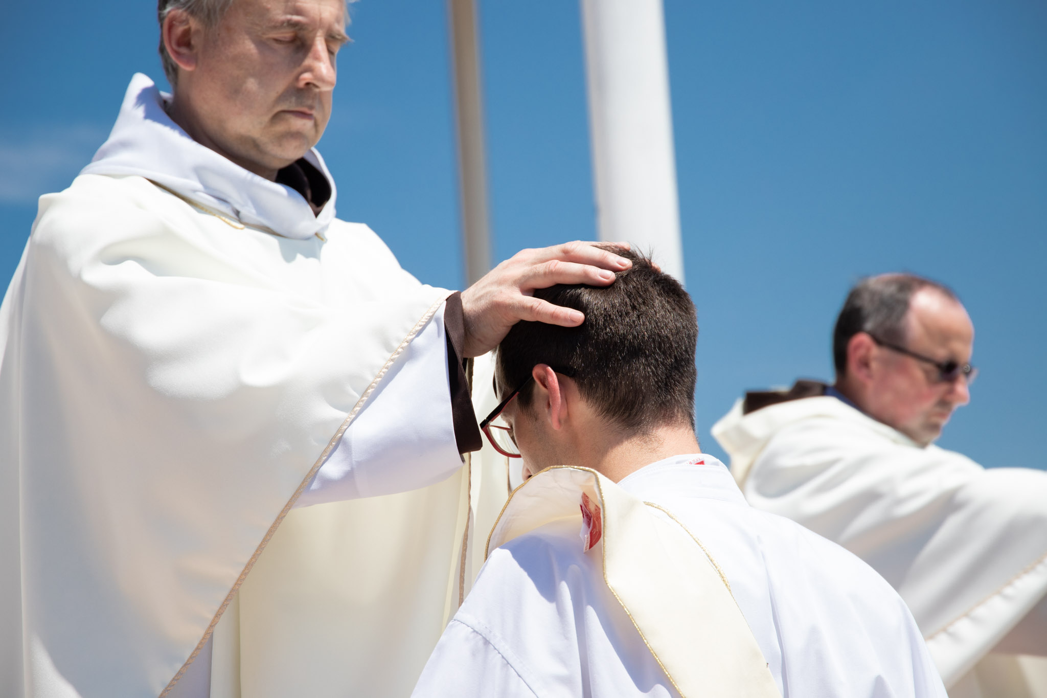 Molimo za naše svećenike! | HKM