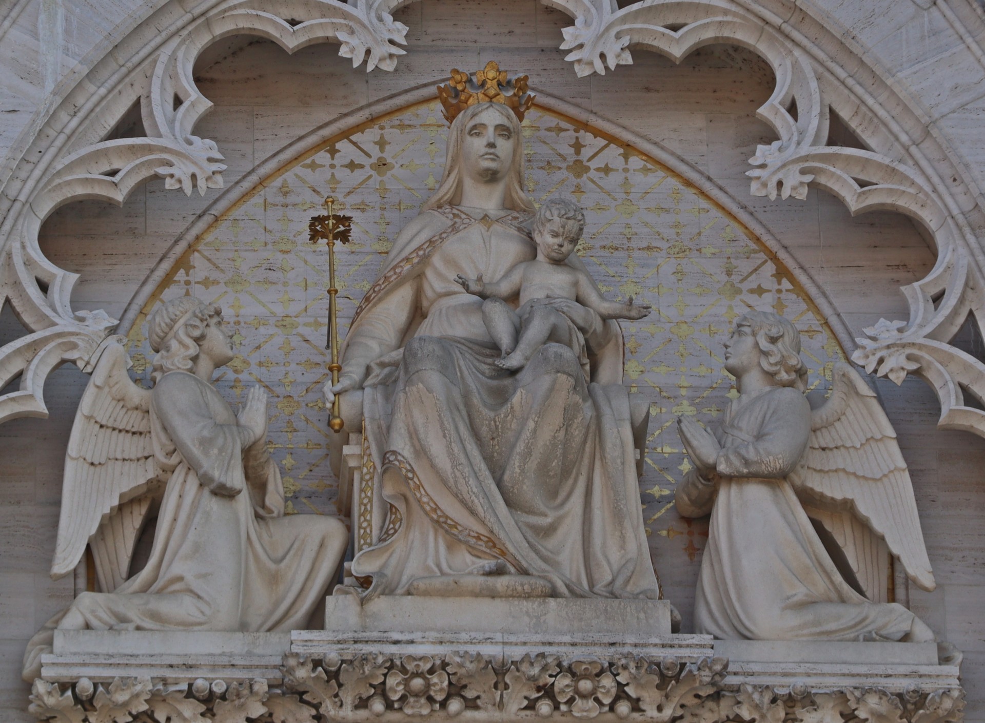 Blažena Djevica Marija Kraljica | HKM