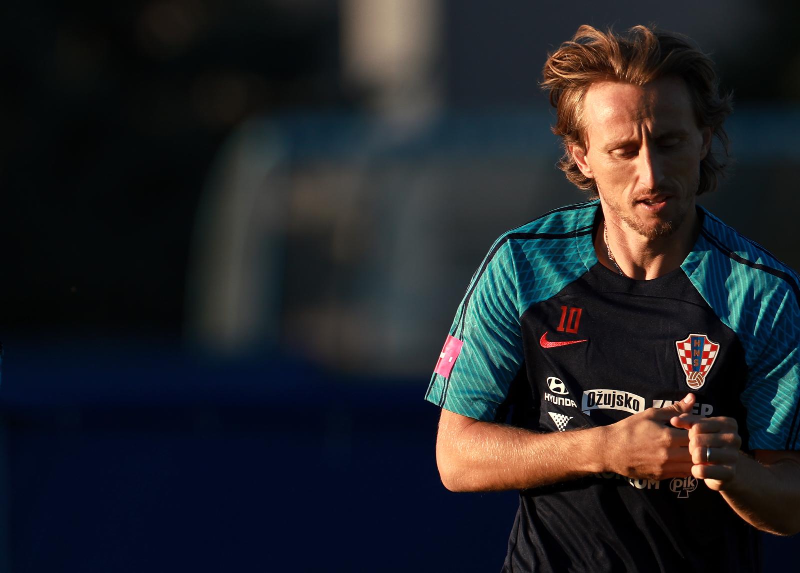 LUKA MODRIĆ Uvijek vjeran! | HKM