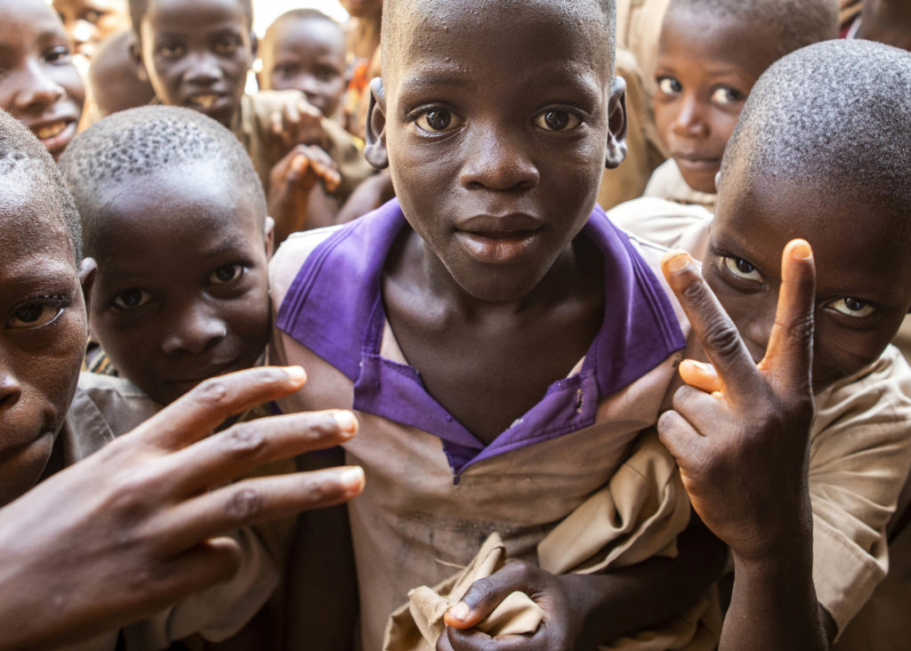 "Zavirite" u Afriku i pomozite djeci u Beninu! | HKM