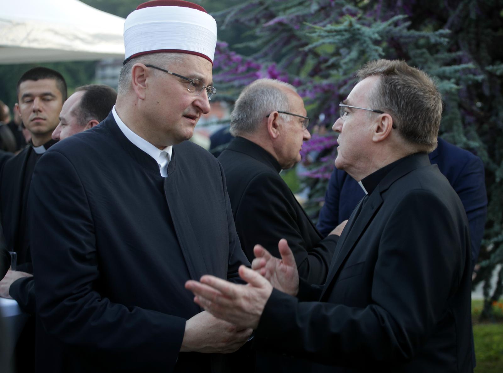 INTERVJU Muftija Aziz ef. Hasanović: Hrvatska je jedna od rijetkih ...