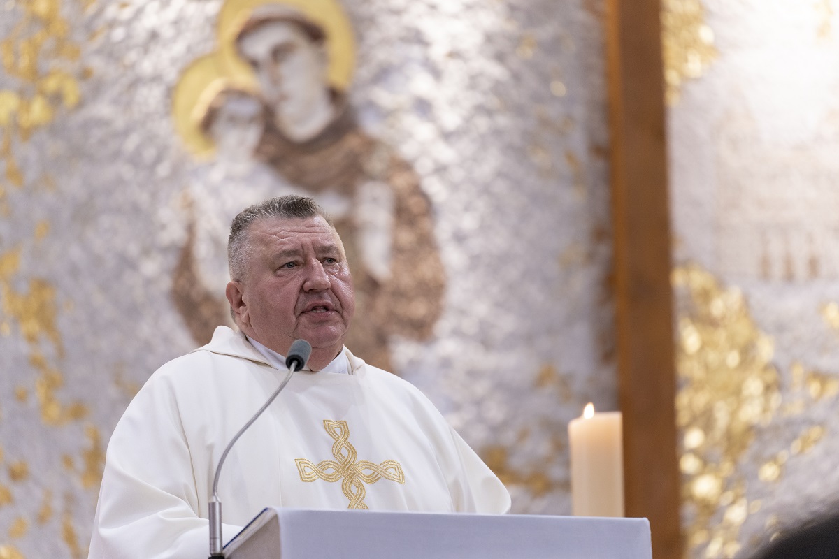 Preminuo vlč. Antun Sente stariji, nekadašnji HKR-ov župnik | HKM