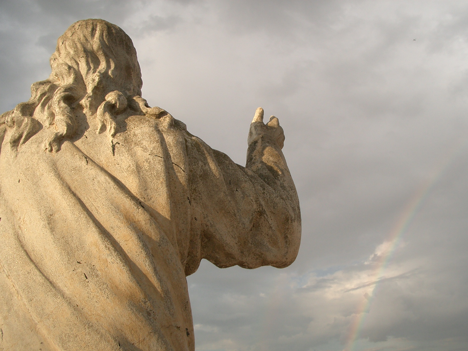 Govore, a ne čine | HKM