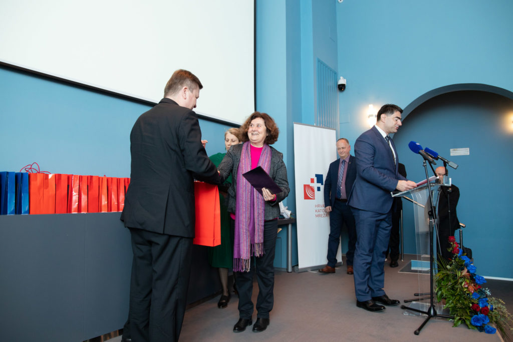 Dr. sc. Katica Knezović dobitnica je zahvalnice za doprinos i razvoj ...