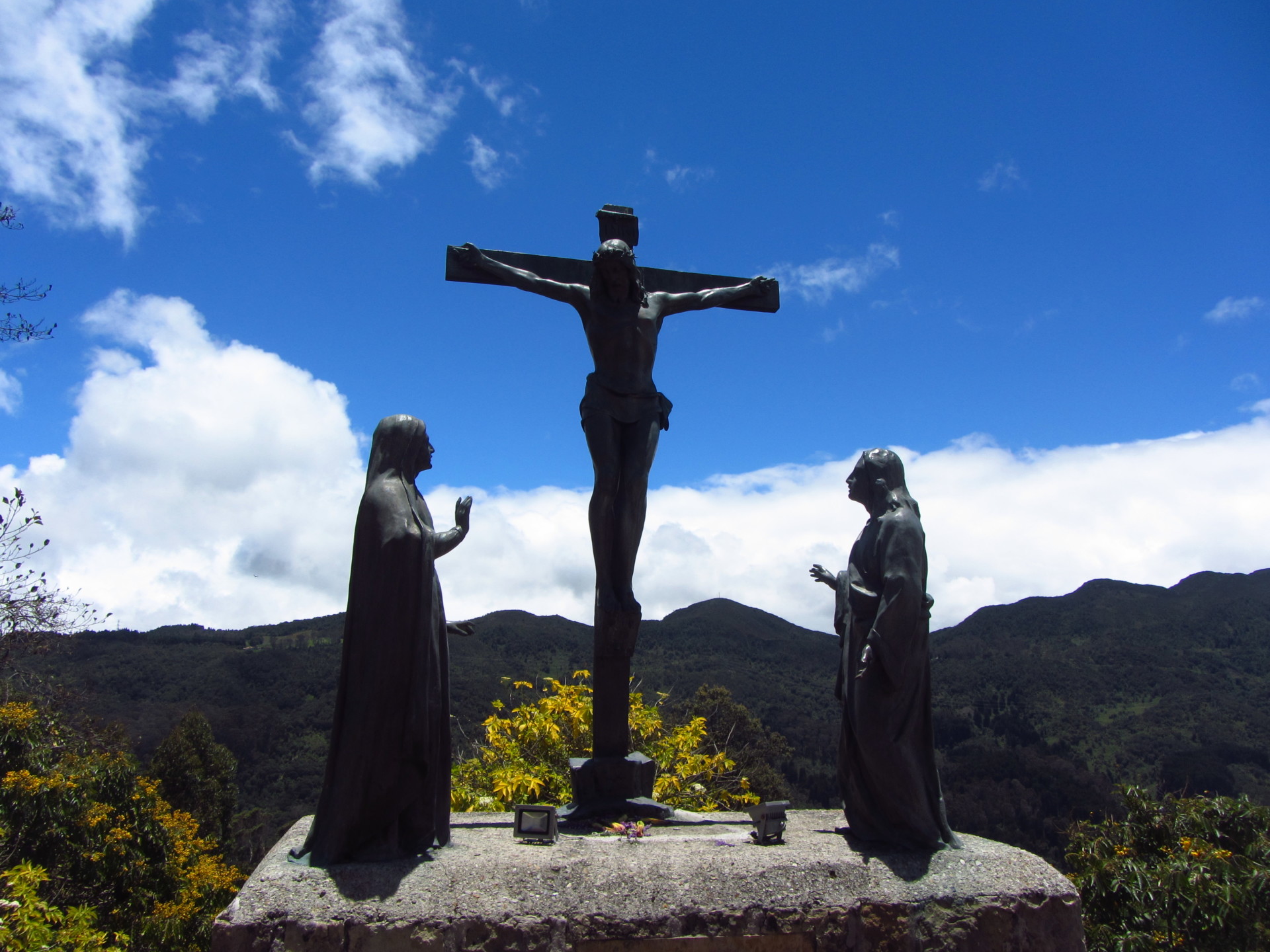 Evo ti sina! Evo ti majke! | HKM