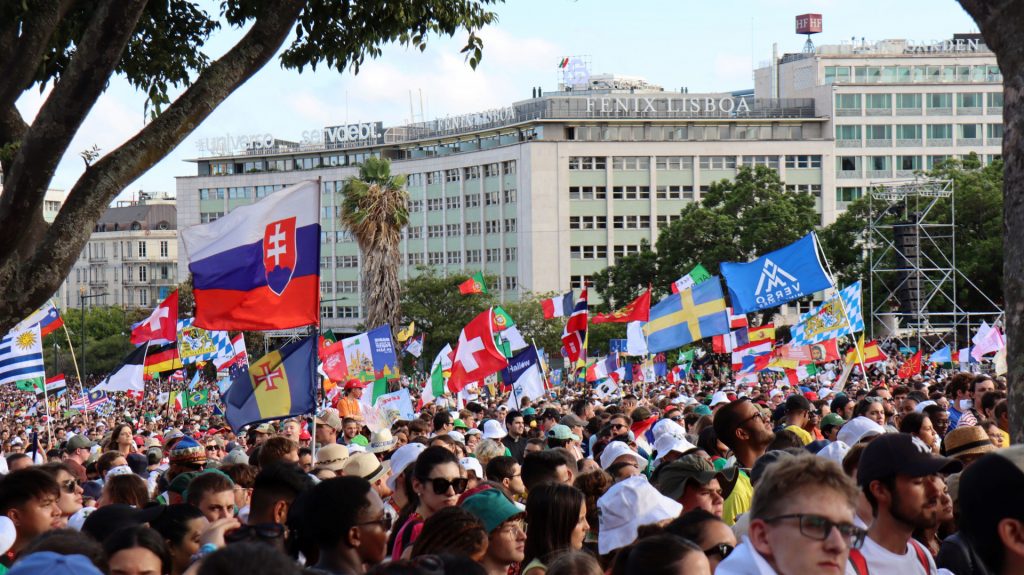 LISABON Misom otvorenja započeo 38. Svjetski dan mladih | HKM