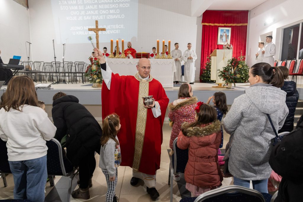 Preč. Ivan Valentić: "Svako nevino dijete vapi i traži pravednost pred ...