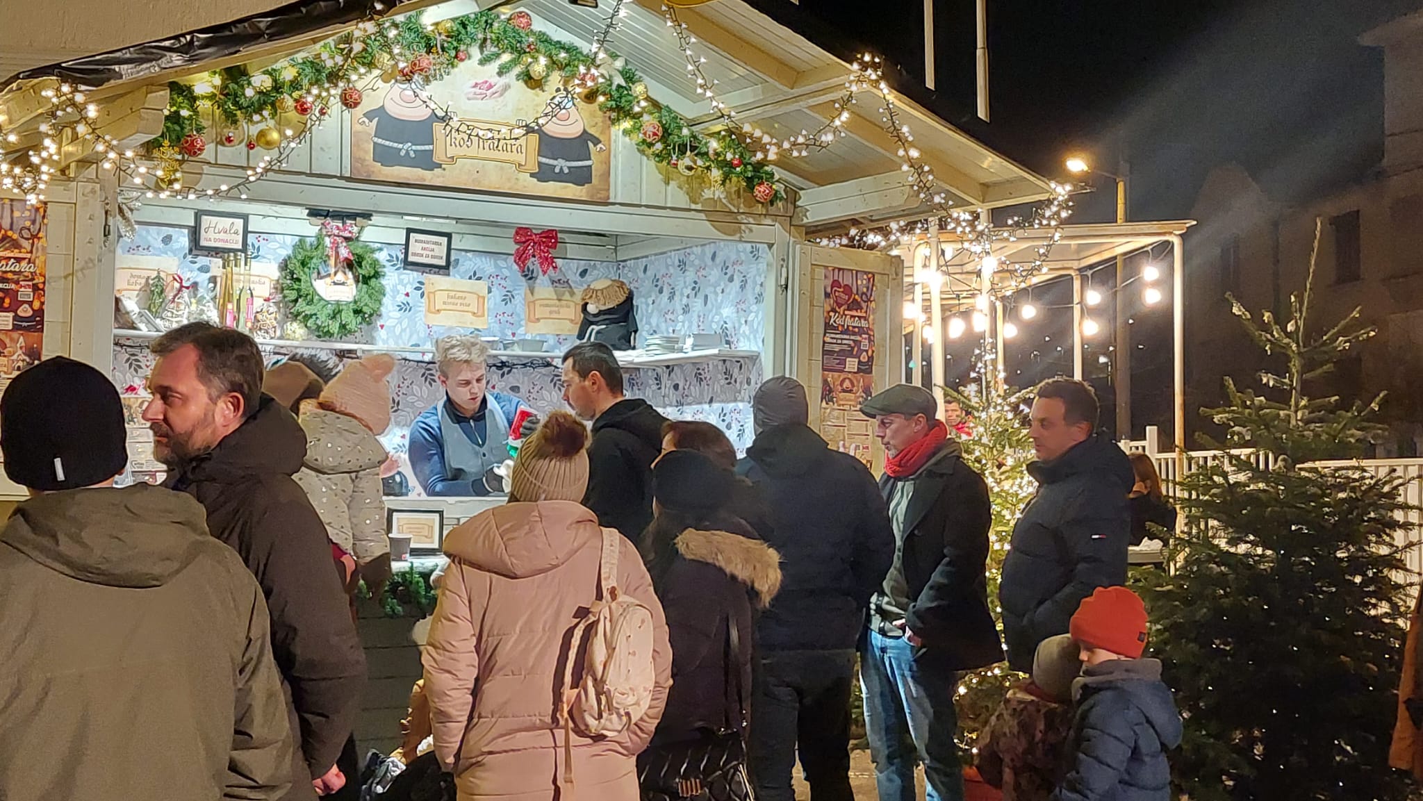 Advent 'Kod fratara' na zagrebačkom Svetom Duhu krijepi tijelo i dušu, a traje još samo 7 dana ...