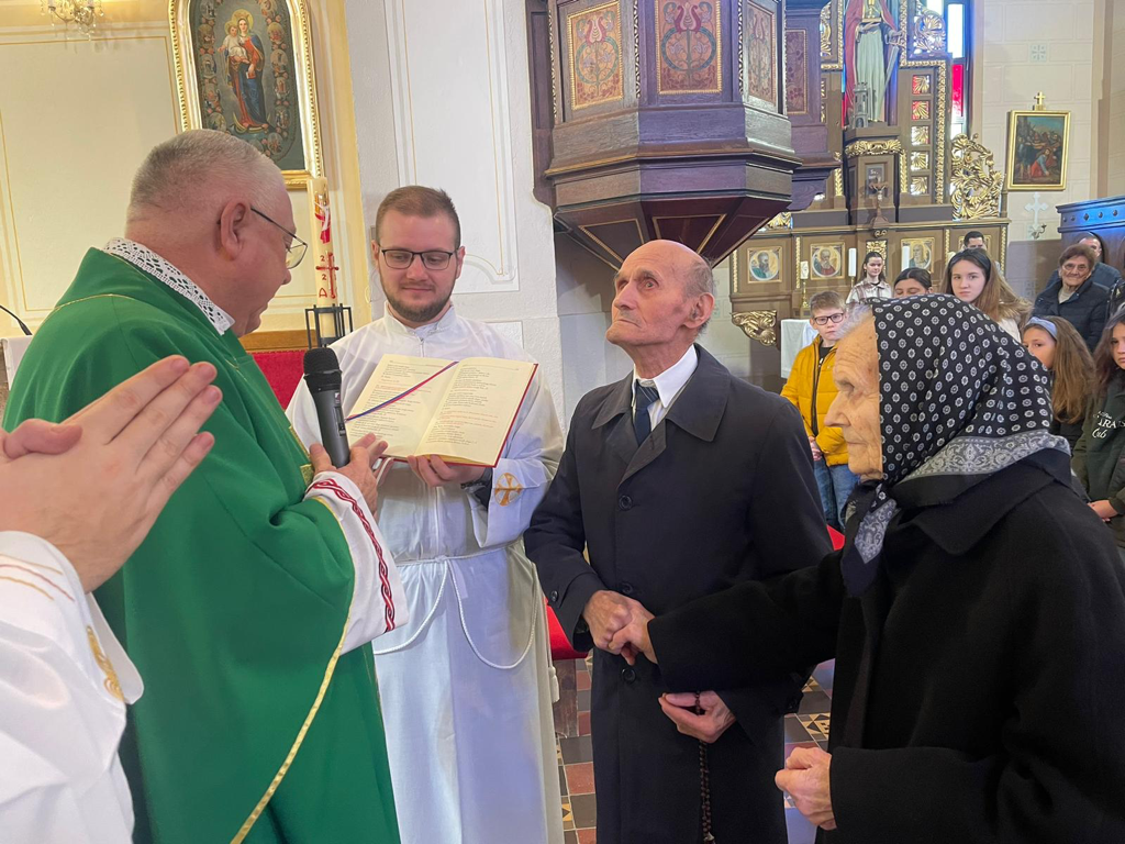 Ivan i Terezija Burja proslavili 70 godina braka | HKM