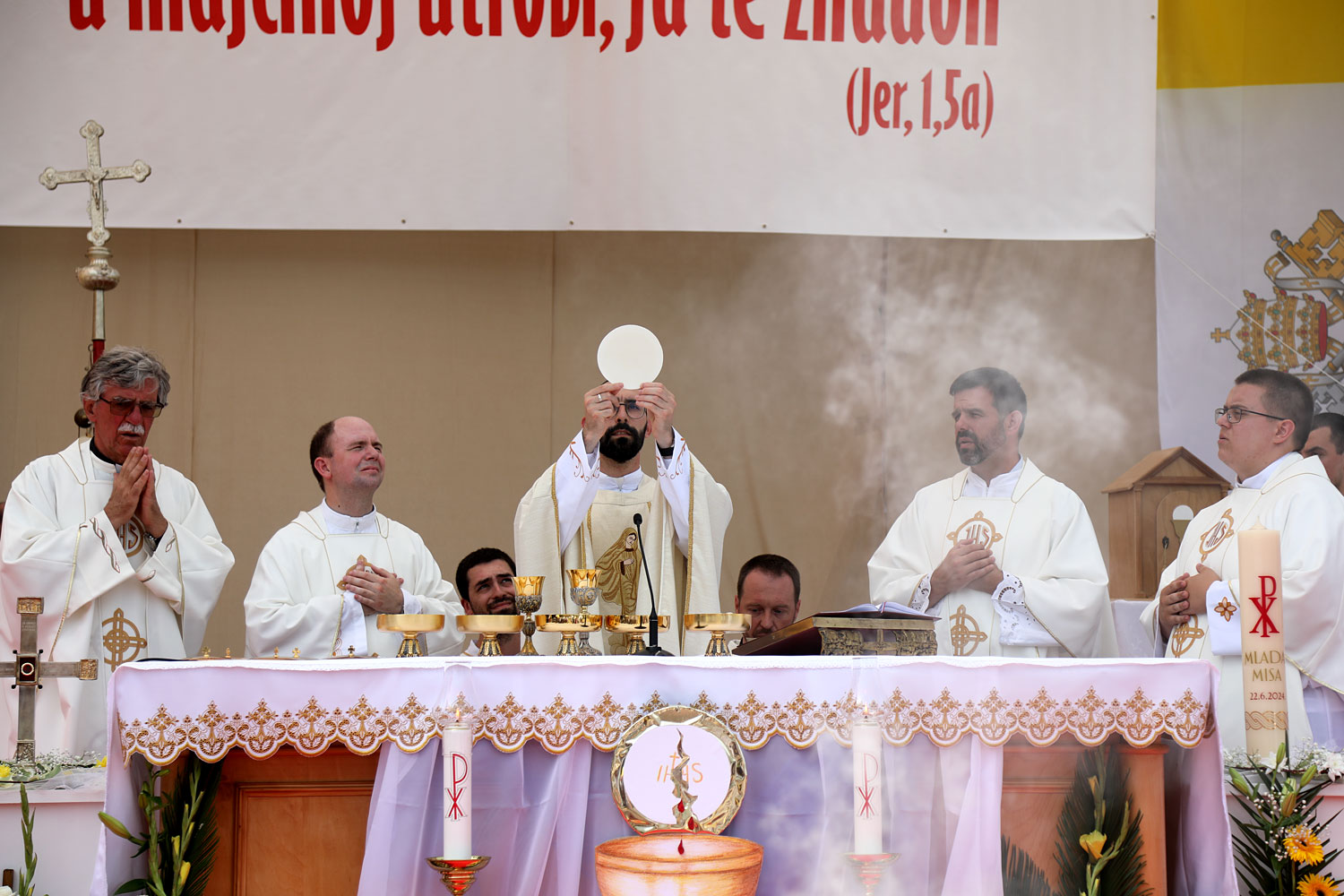 FOTO Don Ivan Galjuf proslavio mladu misu | HKM