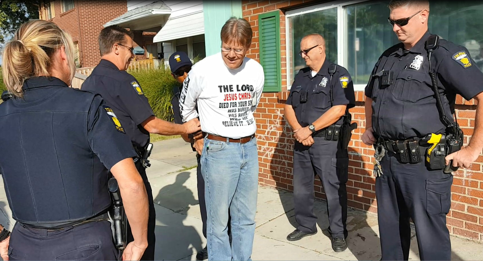 Zagovornik života zbog mirnog prosvjeda upućen u ozloglašeni savezni ...