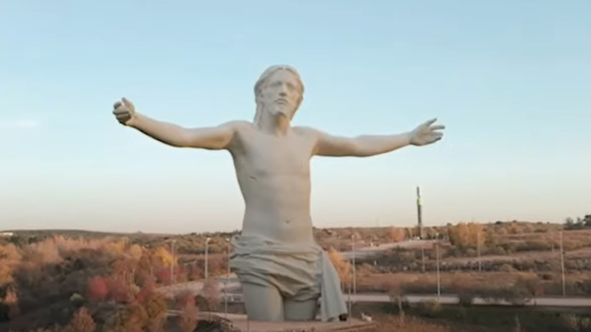 POGLEDAJTE Najveći Isusov kip na svijetu, a nema ni noge | HKM