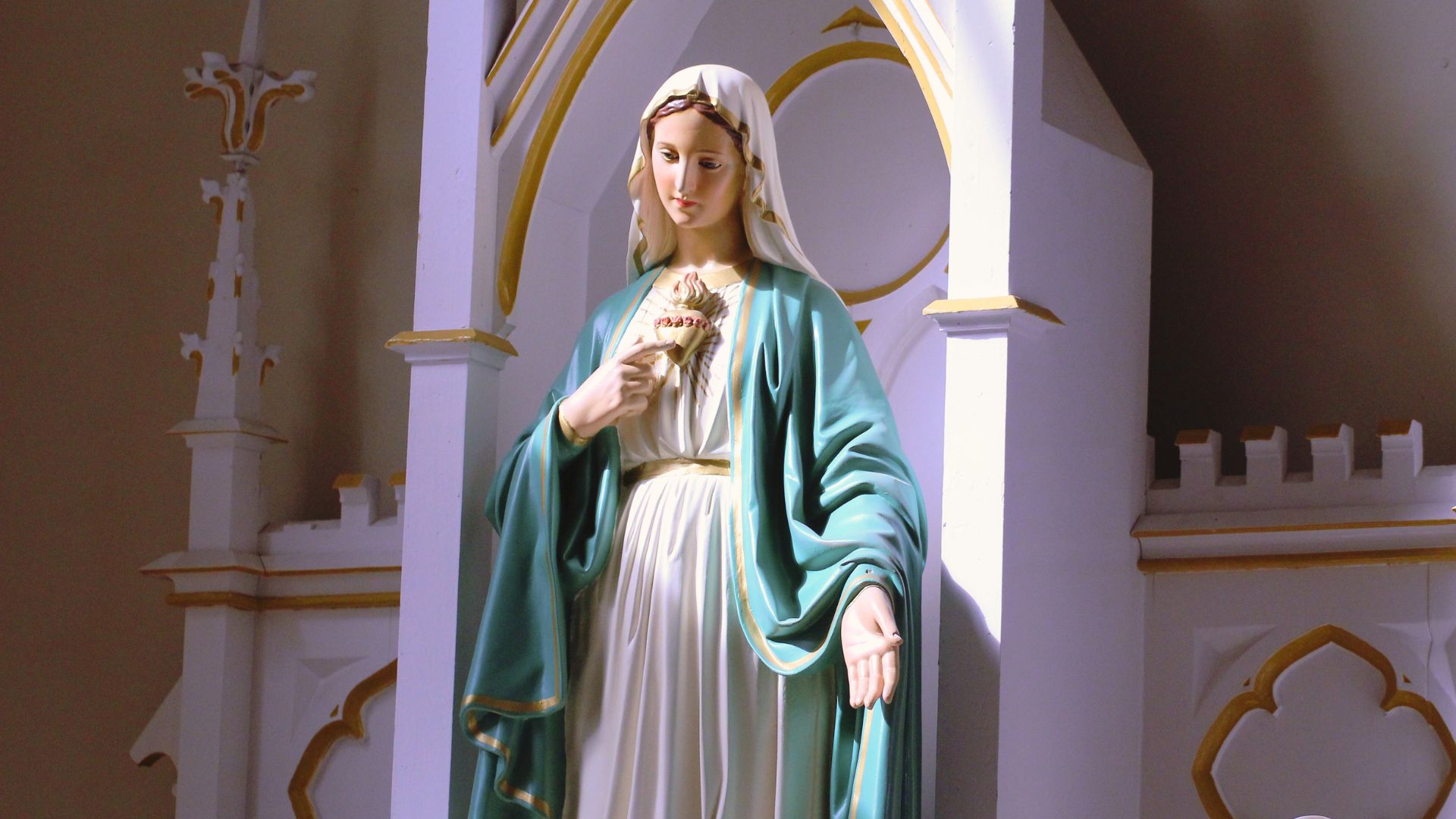 Izmolite pohvale Srcu Marijinu sa sv. Ivanom Eudesom | HKM