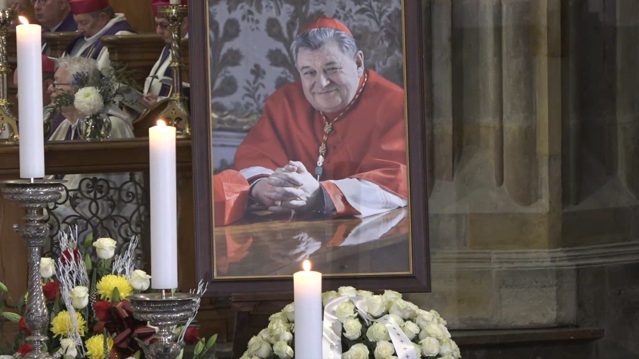 Sprovod češkog kardinala Duke, zatočenika komunista: „Bio je borac za ...